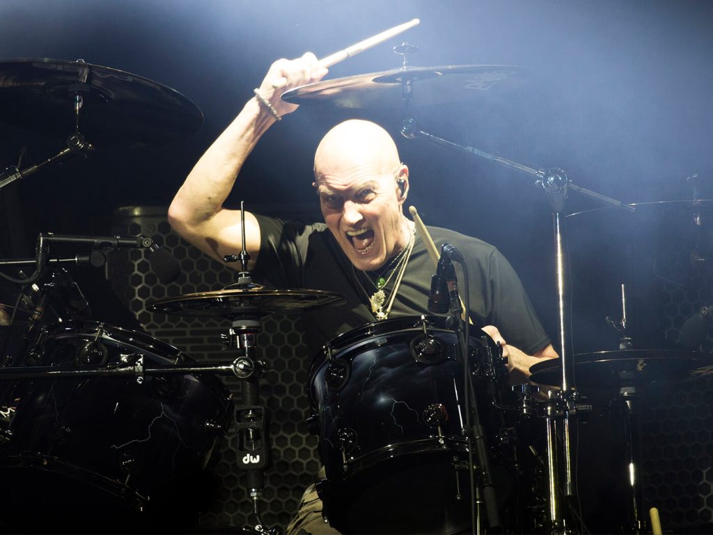 Interview: Chris Slade (AC/DC, Manfred Mann's Earth Band, The Firm ...