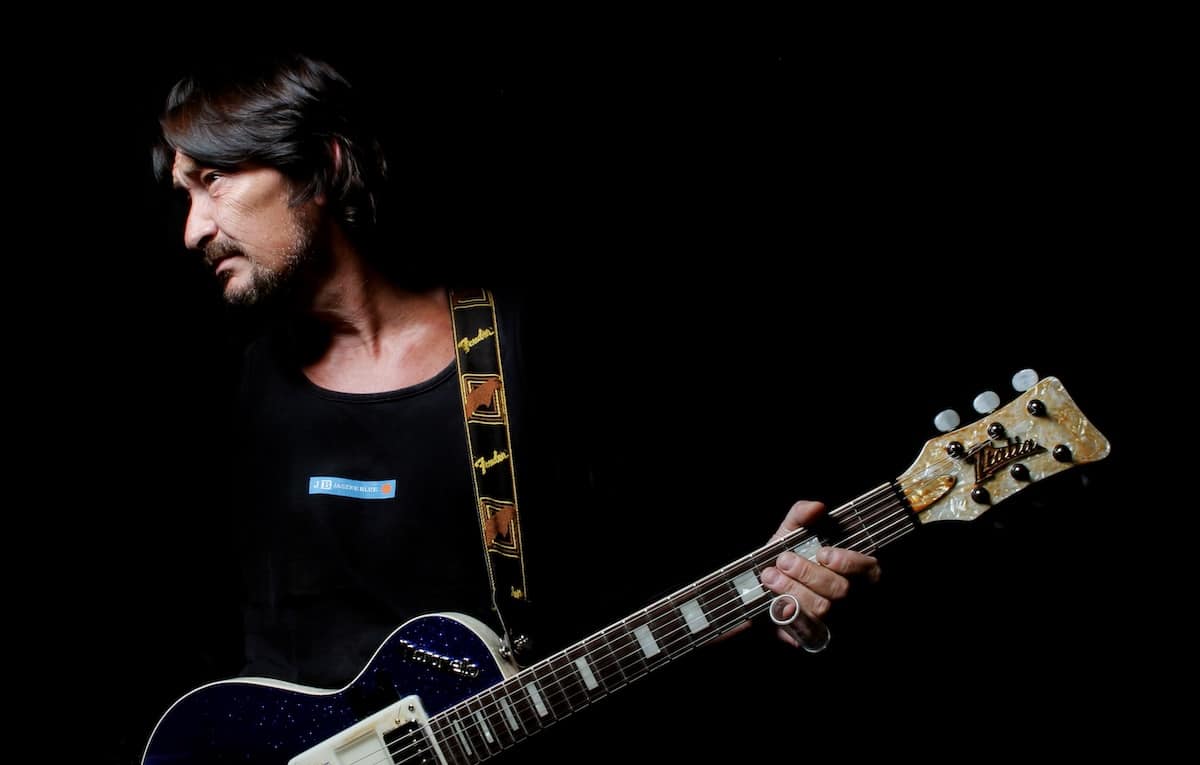 Chris Rea Dead At 74, Voice Of “Driving Home For Christmas” | Hit Channel