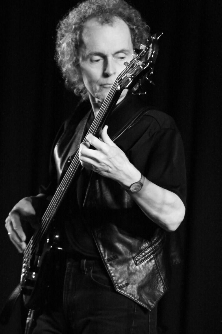 Interview: Mark Egan (solo, Pat Metheny Group, Elements, The Gil Evans ...